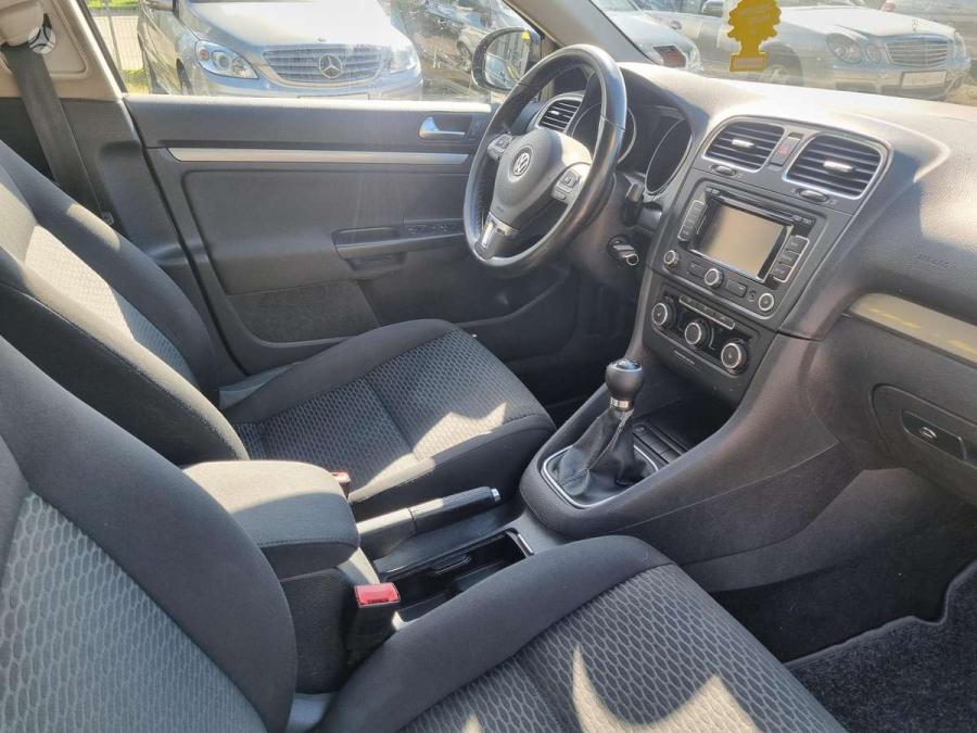 Melns Volkswagen Golf 2011 Kauņa, ar dzinēja tilpumu 1.60 L un nobraukumu 300 tūkst. km par 2500 €, foto 6 vietnē AUTOMOTO.COM.LV