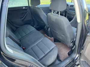 Melns Volkswagen Golf 2011 Rīga, ar dzinēja tilpumu 1.60 L un nobraukumu 326 tūkst. km par 2200 €, foto 12 vietnē AUTOMOTO.COM.LV