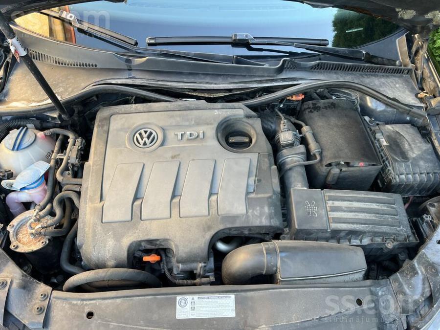 Melns Volkswagen Golf 2011 Rīga, ar dzinēja tilpumu 1.60 L un nobraukumu 326 tūkst. km par 2200 €, foto 15 vietnē AUTOMOTO.COM.LV