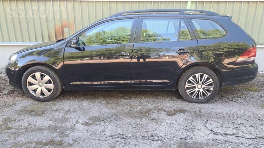 Melns Volkswagen Golf 2011 Ogre, ar dzinēja tilpumu 1.60 L un nobraukumu 299 tūkst. km par 3850 €, foto 9 vietnē AUTOMOTO.COM.LV