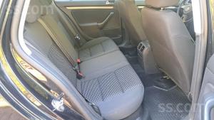 Melns Volkswagen Golf 2011 Ogre, ar dzinēja tilpumu 1.60 L un nobraukumu 299 tūkst. km par 3850 €, foto 13 vietnē AUTOMOTO.COM.LV