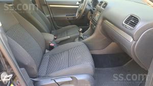 Melns Volkswagen Golf 2011 Ogre, ar dzinēja tilpumu 1.60 L un nobraukumu 299 tūkst. km par 3850 €, foto 14 vietnē AUTOMOTO.COM.LV