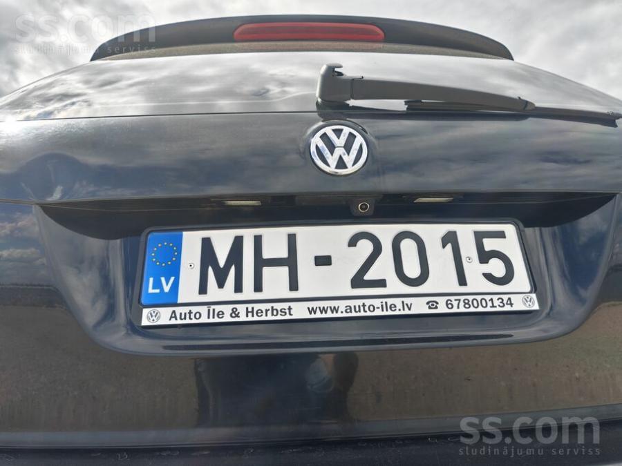 Black Volkswagen Golf 2011 in Riga, with an engine capacity of 1.20 L and mileage of 245 thousand km for 2700 €, photo 16 on AUTOMOTO.COM.LV