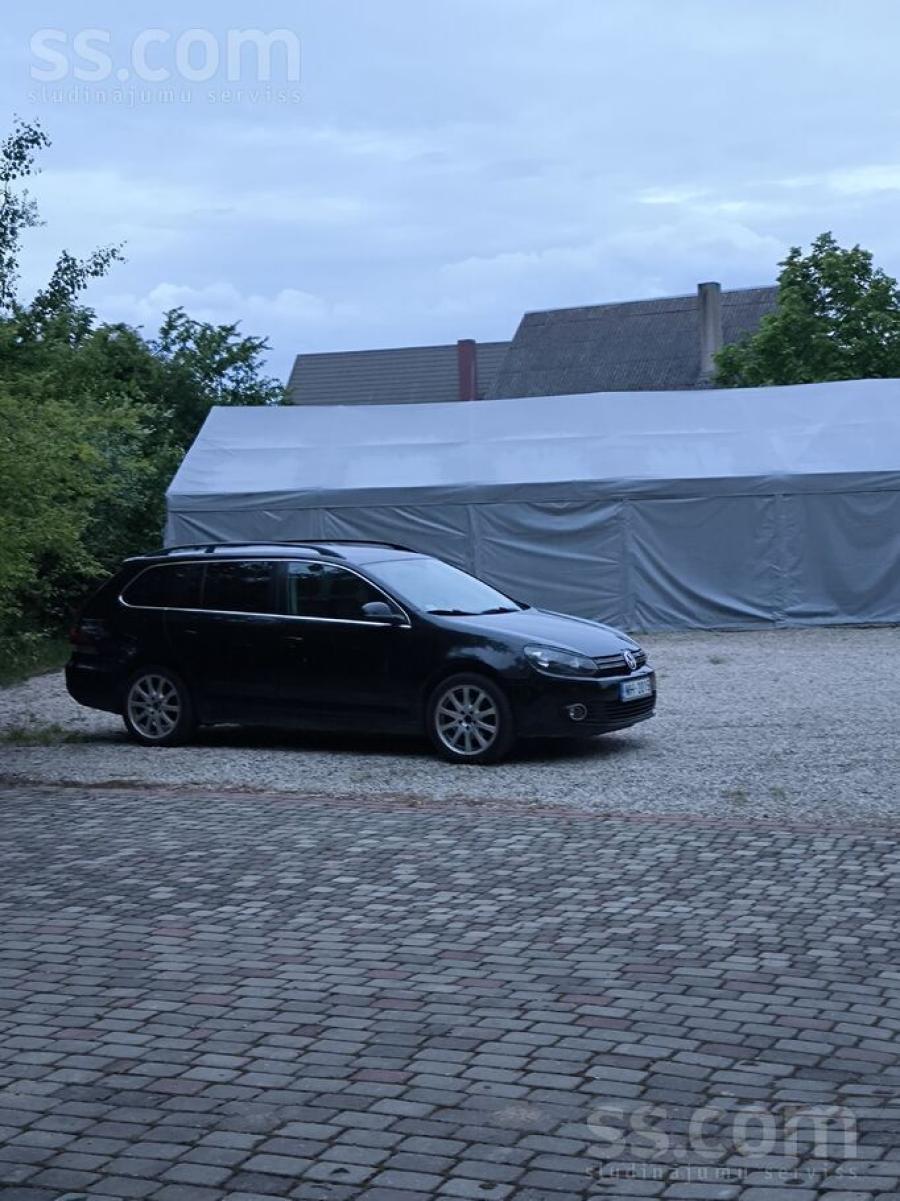Black Volkswagen Golf 2011 in Riga, with an engine capacity of 1.20 L and mileage of 245 thousand km for 2700 €, photo 21 on AUTOMOTO.COM.LV