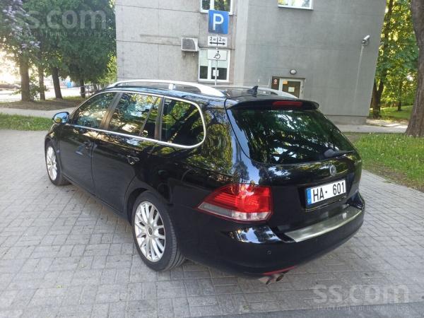 Melns Volkswagen Golf 2011 Rīga, ar dzinēja tilpumu 1.40 L un nobraukumu 215 tūkst. km par 4900 €, foto 2 vietnē AUTOMOTO.COM.LV