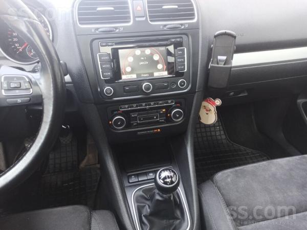 Melns Volkswagen Golf 2011 Rīga, ar dzinēja tilpumu 1.40 L un nobraukumu 215 tūkst. km par 4900 €, foto 6 vietnē AUTOMOTO.COM.LV