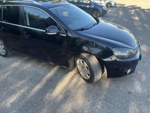 Melns Volkswagen Golf 2011 Viļņa, ar dzinēja tilpumu 1.39 L un nobraukumu 259 tūkst. km par 3199 €, foto 3 vietnē AUTOMOTO.COM.LV