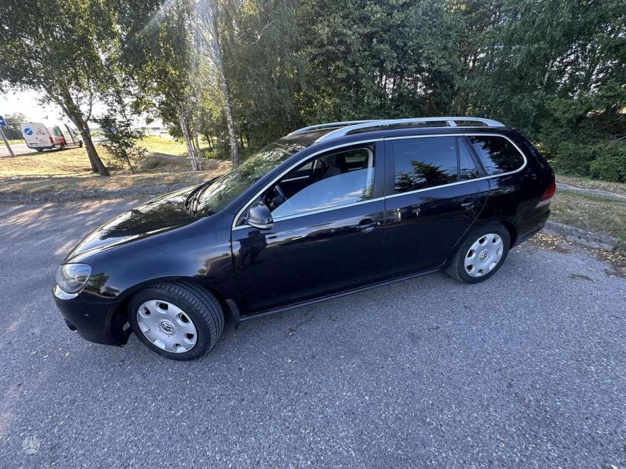 Melns Volkswagen Golf 2011 Viļņa, ar dzinēja tilpumu 1.39 L un nobraukumu 259 tūkst. km par 3199 €, foto 5 vietnē AUTOMOTO.COM.LV