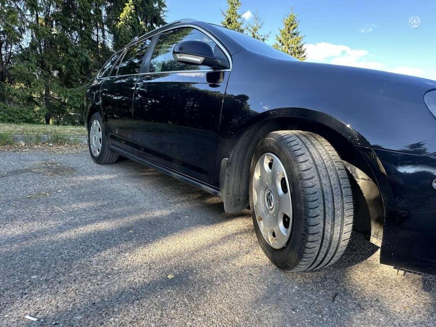 Melns Volkswagen Golf 2011 Viļņa, ar dzinēja tilpumu 1.39 L un nobraukumu 259 tūkst. km par 3199 €, foto 9 vietnē AUTOMOTO.COM.LV