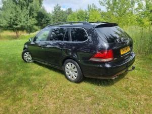 Black Volkswagen Golf 2011 in Jonava, with an engine capacity of 1.97 L and mileage of 178 thousand km for 2199 €, photo 5 on AUTOMOTO.COM.LV