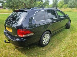 Black Volkswagen Golf 2011 in Jonava, with an engine capacity of 1.97 L and mileage of 178 thousand km for 2199 €, photo 8 on AUTOMOTO.COM.LV