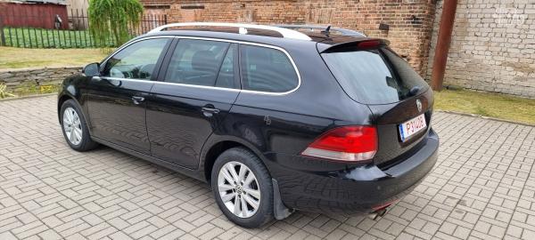Black Volkswagen Golf 2011 in Kedainiai, with an engine capacity of 1.40 L and mileage of 198 thousand km for 4599 €, photo 6 on AUTOMOTO.COM.LV