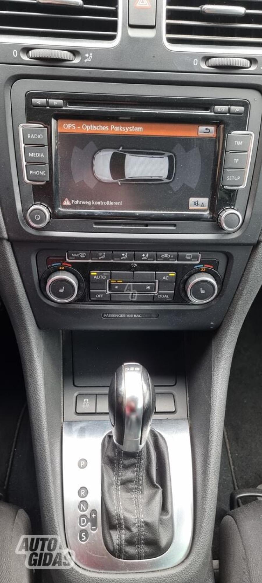 Melns Volkswagen Golf 2011 Kėdainiai, ar dzinēja tilpumu 1.40 L un nobraukumu 198 tūkst. km par 4599 €, foto 24 vietnē AUTOMOTO.COM.LV