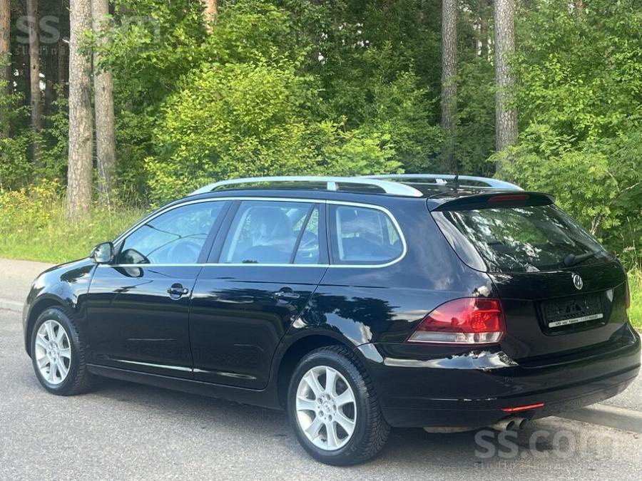 Melns Volkswagen Golf 2011 Valmiera, ar dzinēja tilpumu 2.00 L un nobraukumu 0 tūkst. km par 4900 €, foto 6 vietnē AUTOMOTO.COM.LV