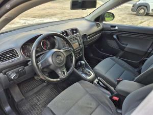 Melns Volkswagen Golf 2011 Viļņa, ar dzinēja tilpumu 1.60 L un nobraukumu 326 tūkst. km par 3250 €, foto 3 vietnē AUTOMOTO.COM.LV