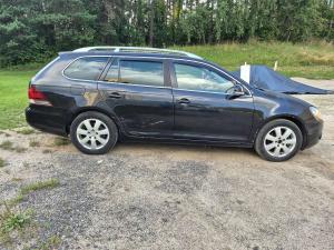 Melns Volkswagen Golf 2011 Viļņa, ar dzinēja tilpumu 1.60 L un nobraukumu 326 tūkst. km par 3250 €, foto 7 vietnē AUTOMOTO.COM.LV