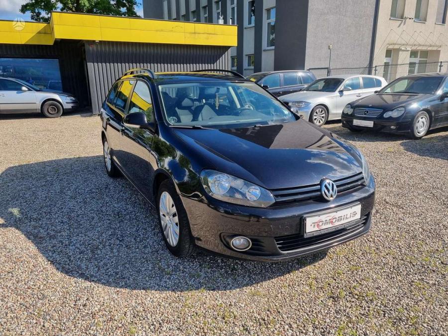 Melns Volkswagen Golf 2011 Kauņa, ar dzinēja tilpumu 1.60 L un nobraukumu 300 tūkst. km par 2500 €, foto 1 vietnē AUTOMOTO.COM.LV