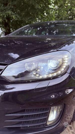 Black Volkswagen Golf 2011 in Vilnius, with an engine capacity of 1.60 L and mileage of 288 thousand km for 3850 €, photo 15 on AUTOMOTO.COM.LV
