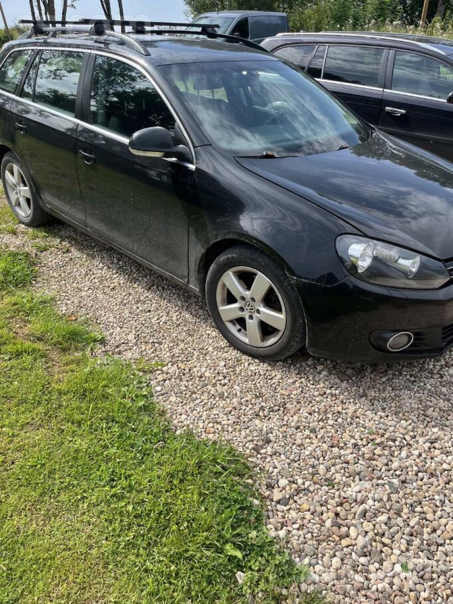 Melns Volkswagen Golf 2011 Rīga, ar dzinēja tilpumu 2.00 L un nobraukumu 420 tūkst. km par 2200 €, foto 4 vietnē AUTOMOTO.COM.LV