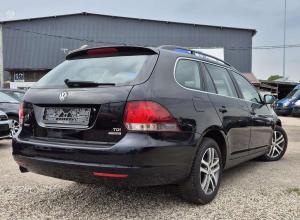 Black Volkswagen Golf 2011 in Kaunas, with an engine capacity of 1.60 L and mileage of 200 thousand km for 3700 €, photo 4 on AUTOMOTO.COM.LV