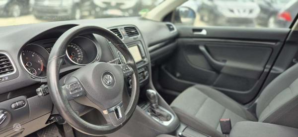 Black Volkswagen Golf 2011 in Kaunas, with an engine capacity of 1.60 L and mileage of 200 thousand km for 3700 €, photo 8 on AUTOMOTO.COM.LV