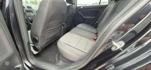 Black Volkswagen Golf 2011 in Kaunas, with an engine capacity of 1.60 L and mileage of 200 thousand km for 3700 €, photo 14 on AUTOMOTO.COM.LV