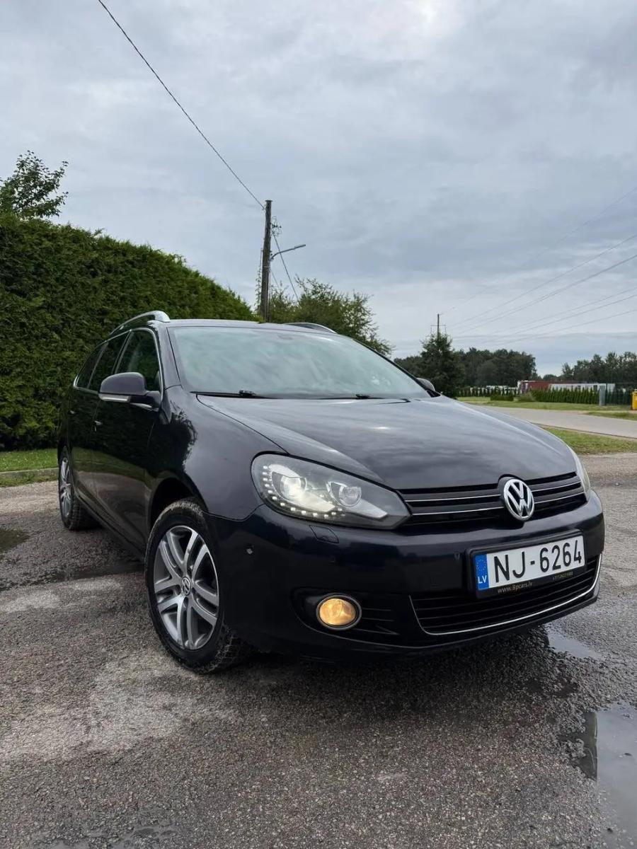 Black Volkswagen Golf 2011 in Riga, with an engine capacity of 1.60 L and mileage of 380 thousand km for 3100 €, photo 3 on AUTOMOTO.COM.LV