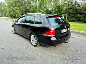 Melns Volkswagen Golf 2011 Tallina, ar dzinēja tilpumu 1.60 L un nobraukumu 331 tūkst. km par 2995 €, foto 5 vietnē AUTOMOTO.COM.LV