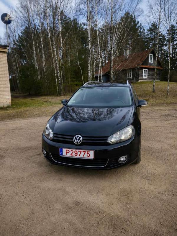 Black Volkswagen Golf 2011 in Ignalina, with an engine capacity of 1.97 L and mileage of 290 thousand km for 3850 €, photo 5 on AUTOMOTO.COM.LV
