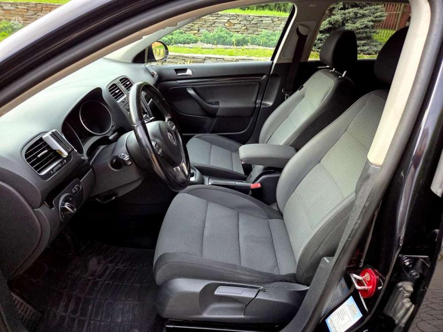 Black Volkswagen Golf 2011 in Kedainiai, with an engine capacity of 1.97 L and mileage of 347 thousand km for 4900 €, photo 15 on AUTOMOTO.COM.LV