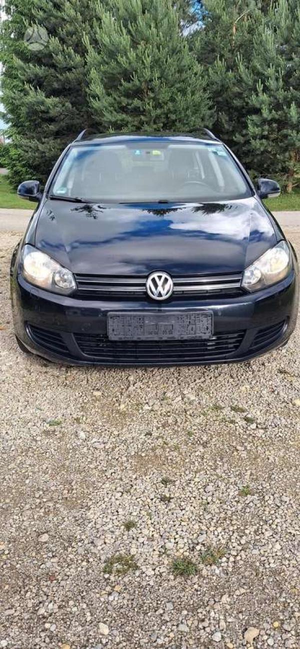 Volkswagen Golf 2011 Pasvalys vietnē Melns Volkswagen Golf 2011 Pasvalys, ar dzinēja tilpumu 1.60 L un nobraukumu 285 tūkst. km par 3250 €, foto 6 vietnē AUTOMOTO.COM.LV