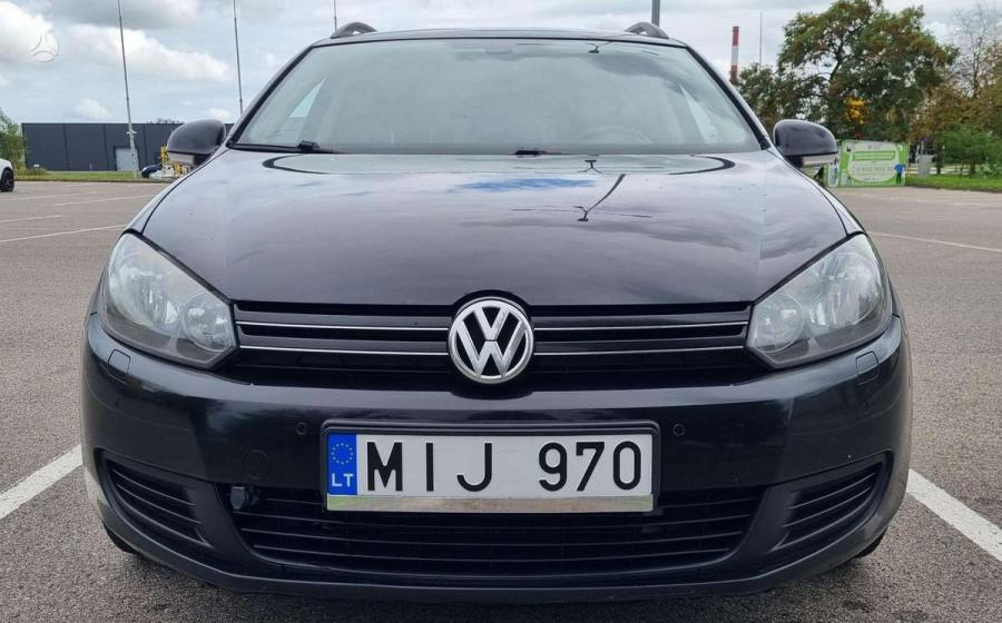 Melns Volkswagen Golf 2011 Šauļi, ar dzinēja tilpumu 1.60 L un nobraukumu 323 tūkst. km par 3750 €, foto 7 vietnē AUTOMOTO.COM.LV