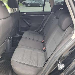 Melns Volkswagen Golf 2011 Šauļi, ar dzinēja tilpumu 1.60 L un nobraukumu 323 tūkst. km par 3750 €, foto 9 vietnē AUTOMOTO.COM.LV