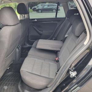Melns Volkswagen Golf 2011 Šauļi, ar dzinēja tilpumu 1.60 L un nobraukumu 323 tūkst. km par 3750 €, foto 10 vietnē AUTOMOTO.COM.LV