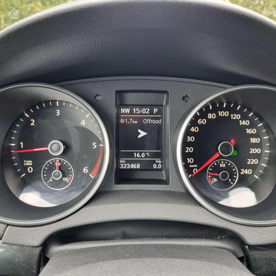 Melns Volkswagen Golf 2011 Šauļi, ar dzinēja tilpumu 1.60 L un nobraukumu 323 tūkst. km par 3750 €, foto 13 vietnē AUTOMOTO.COM.LV