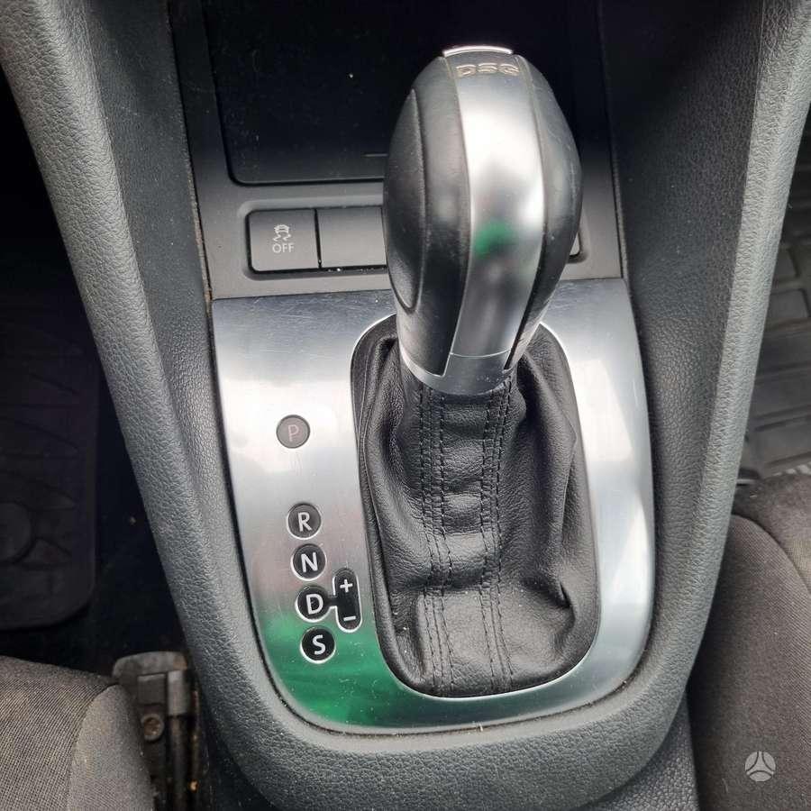Melns Volkswagen Golf 2011 Šauļi, ar dzinēja tilpumu 1.60 L un nobraukumu 323 tūkst. km par 3750 €, foto 15 vietnē AUTOMOTO.COM.LV