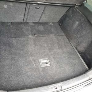 Melns Volkswagen Golf 2011 Šauļi, ar dzinēja tilpumu 1.60 L un nobraukumu 323 tūkst. km par 3750 €, foto 24 vietnē AUTOMOTO.COM.LV