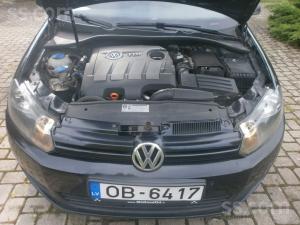 Black Volkswagen Golf 2011 in Ogre, with an engine capacity of 1.60 L and mileage of 315 thousand km for 1750 €, photo 4 on AUTOMOTO.COM.LV