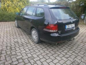 Black Volkswagen Golf 2011 in Ogre, with an engine capacity of 1.60 L and mileage of 315 thousand km for 1750 €, photo 5 on AUTOMOTO.COM.LV