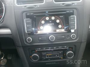 Black Volkswagen Golf 2011 in Ogre, with an engine capacity of 1.60 L and mileage of 315 thousand km for 1750 €, photo 8 on AUTOMOTO.COM.LV