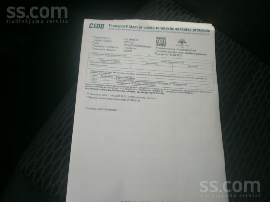 Black Volkswagen Golf 2011 in Ogre, with an engine capacity of 1.60 L and mileage of 315 thousand km for 1750 €, photo 9 on AUTOMOTO.COM.LV
