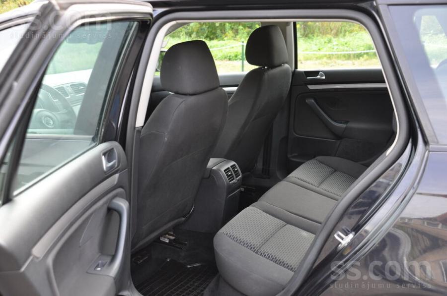 Melns Volkswagen Golf 2011 Rīga, ar dzinēja tilpumu 1.60 L un nobraukumu 315 tūkst. km par 2250 €, foto 19 vietnē AUTOMOTO.COM.LV