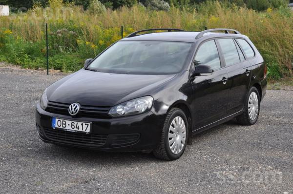 Volkswagen Golf 2011 in Riga on AUTOMOTO.COM.LV Black Volkswagen Golf 2011 in Riga, with an engine capacity of 1.60 L and mileage of 315 thousand km for 2250 €, photo 3 on AUTOMOTO.COM.LV