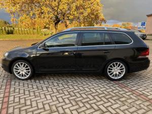 Black Volkswagen Golf 2011 in Rezekne, with an engine capacity of 2.00 L and mileage of 270 thousand km for 4550 €, photo 5 on AUTOMOTO.COM.LV