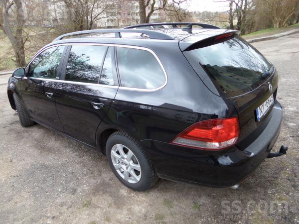 Black Volkswagen Golf 2012 in Saldus, with an engine capacity of 1.20 L and mileage of 247 thousand km for 4300 €, photo 4 on AUTOMOTO.COM.LV