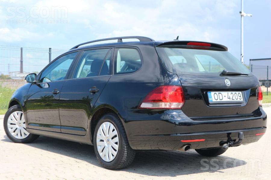 Melns Volkswagen Golf 2012 Rīga, ar dzinēja tilpumu 1.60 L un nobraukumu 259 tūkst. km par 2850 €, foto 11 vietnē AUTOMOTO.COM.LV