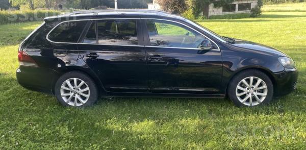 Melns Volkswagen Golf 2012 Aizkraukle, ar dzinēja tilpumu 1.60 L un nobraukumu 347 tūkst. km par 2800 €, foto 3 vietnē AUTOMOTO.COM.LV