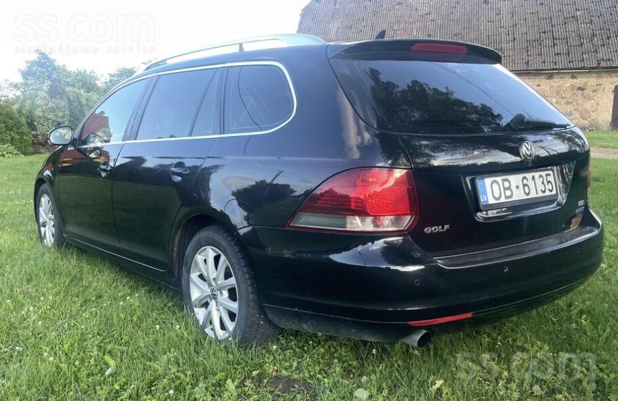 Melns Volkswagen Golf 2012 Aizkraukle, ar dzinēja tilpumu 1.60 L un nobraukumu 347 tūkst. km par 2800 €, foto 5 vietnē AUTOMOTO.COM.LV