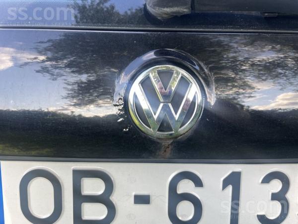 Melns Volkswagen Golf 2012 Aizkraukle, ar dzinēja tilpumu 1.60 L un nobraukumu 347 tūkst. km par 2800 €, foto 8 vietnē AUTOMOTO.COM.LV