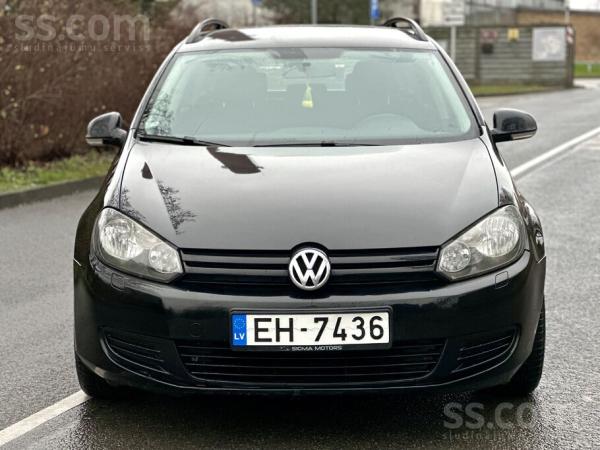 Black Volkswagen Golf 2012 in Jelgava, with an engine capacity of 1.60 L and mileage of 285 thousand km for 3350 €, photo 2 on AUTOMOTO.COM.LV